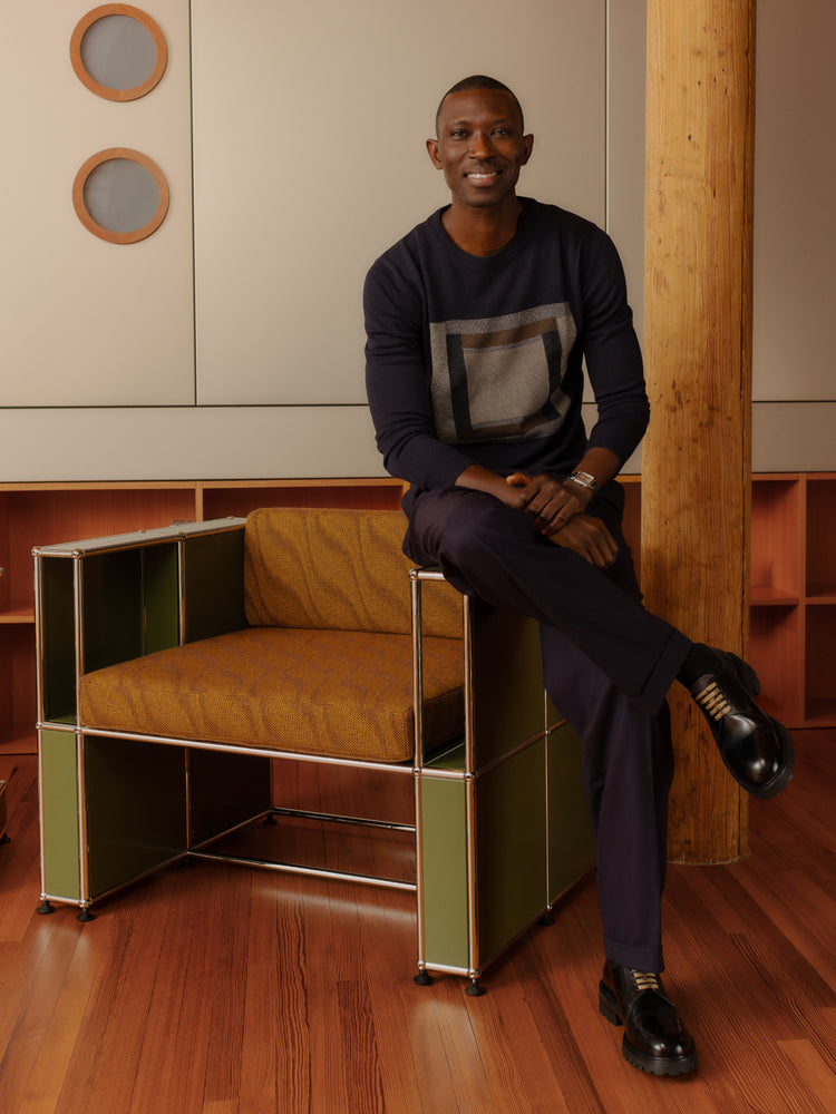 MANJAK Lounge Chair – Armando Cabral