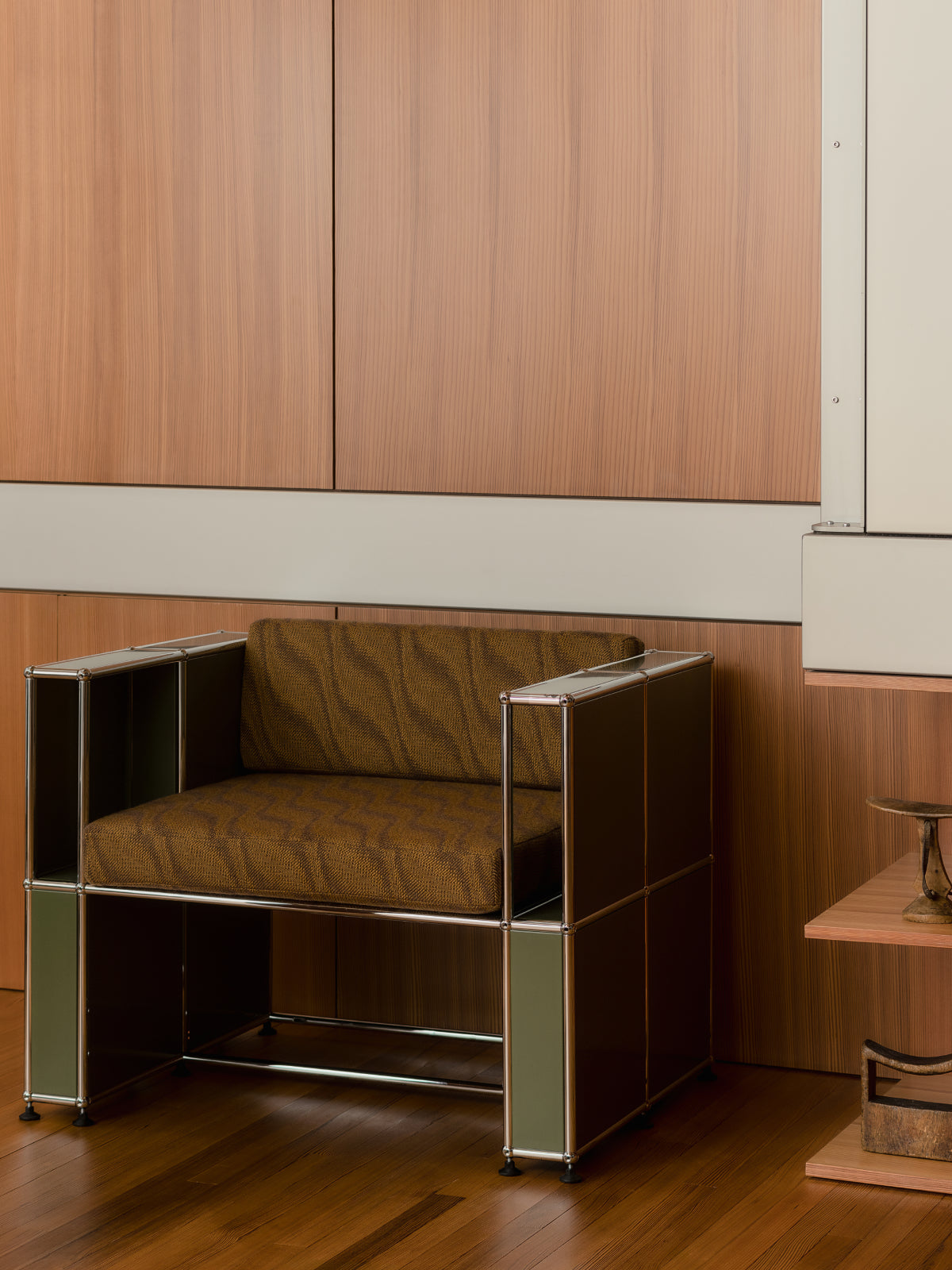 MANJAK Lounge Chair – Armando Cabral